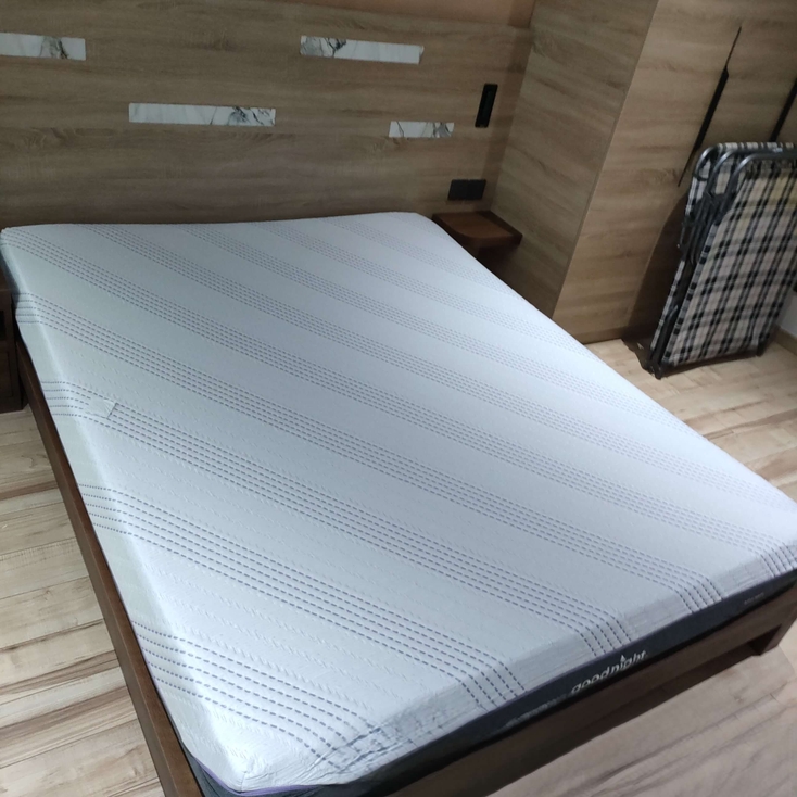 Nệm Foam Công Nghệ Mới Goodnight Active Hybrid Dày 20cm